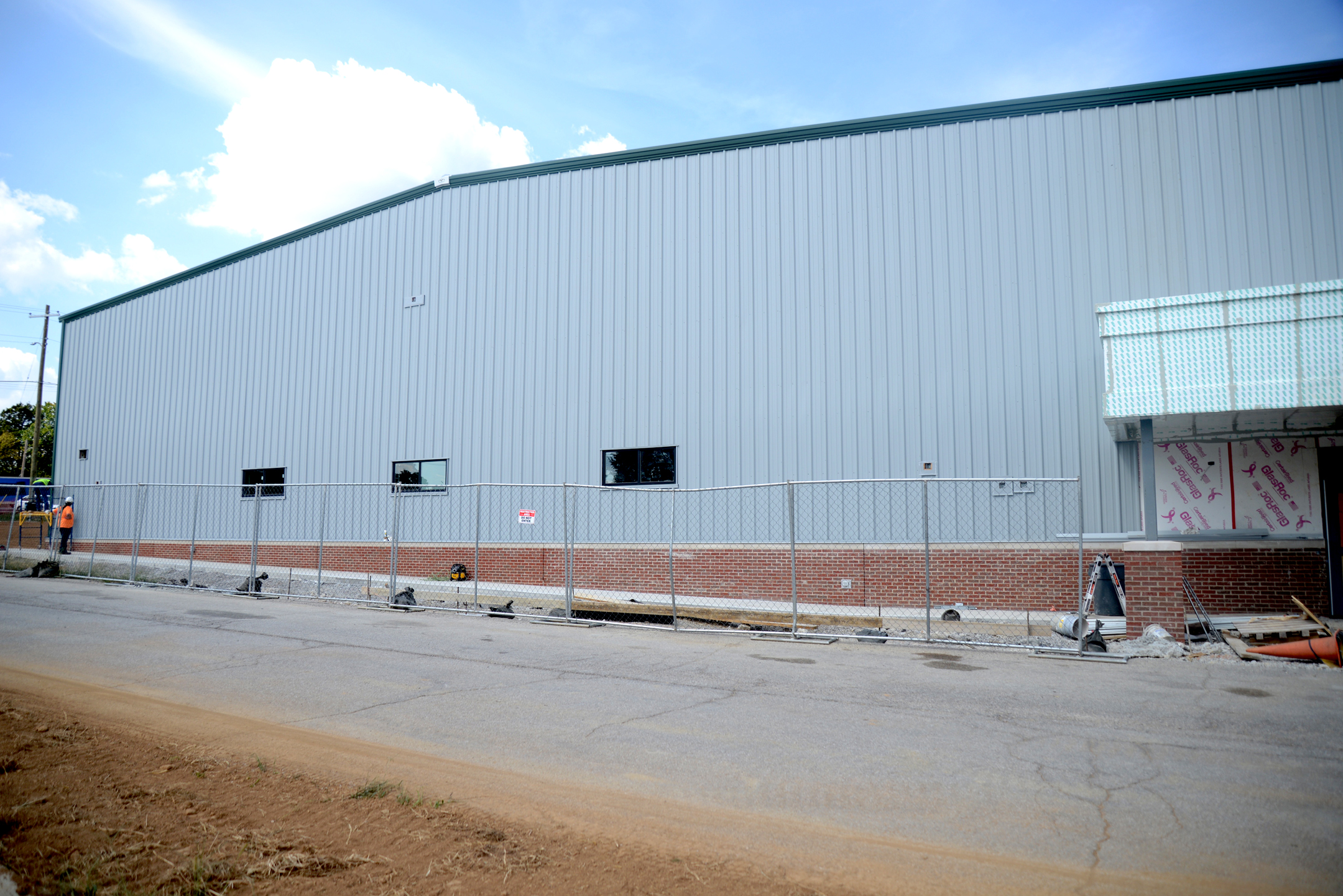 PHOTO: Construction of Western Hills High School auxiliary gym nearly ...