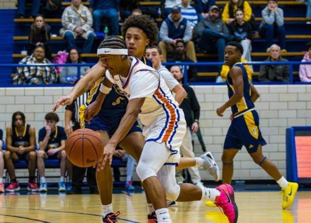 Franklin County’s boys basketball team takes early lead, stays in front ...